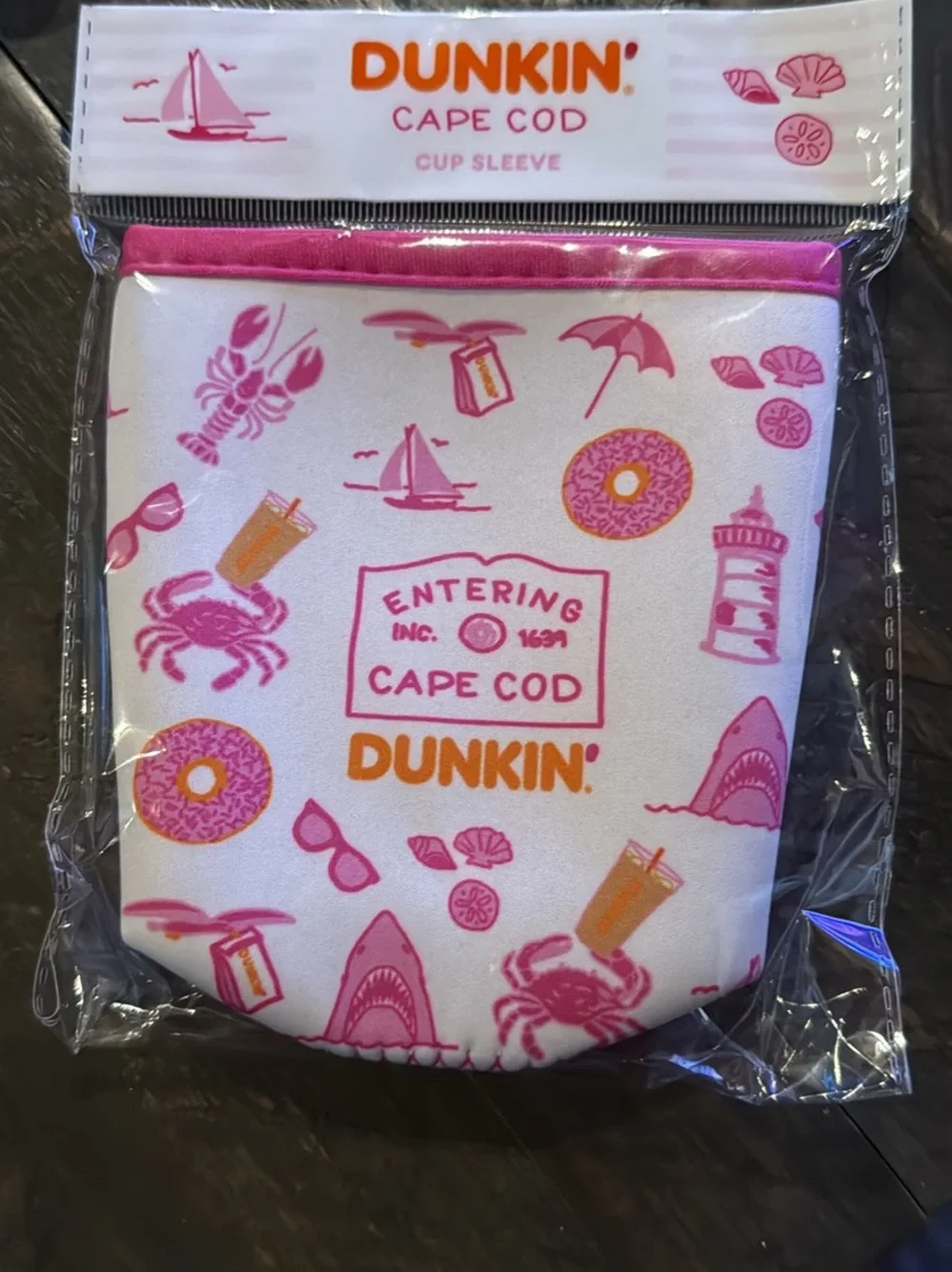 Dunkin Donuts | Dining | Dunkin Cape Cod Pink White Cup Sleeve | Poshmark